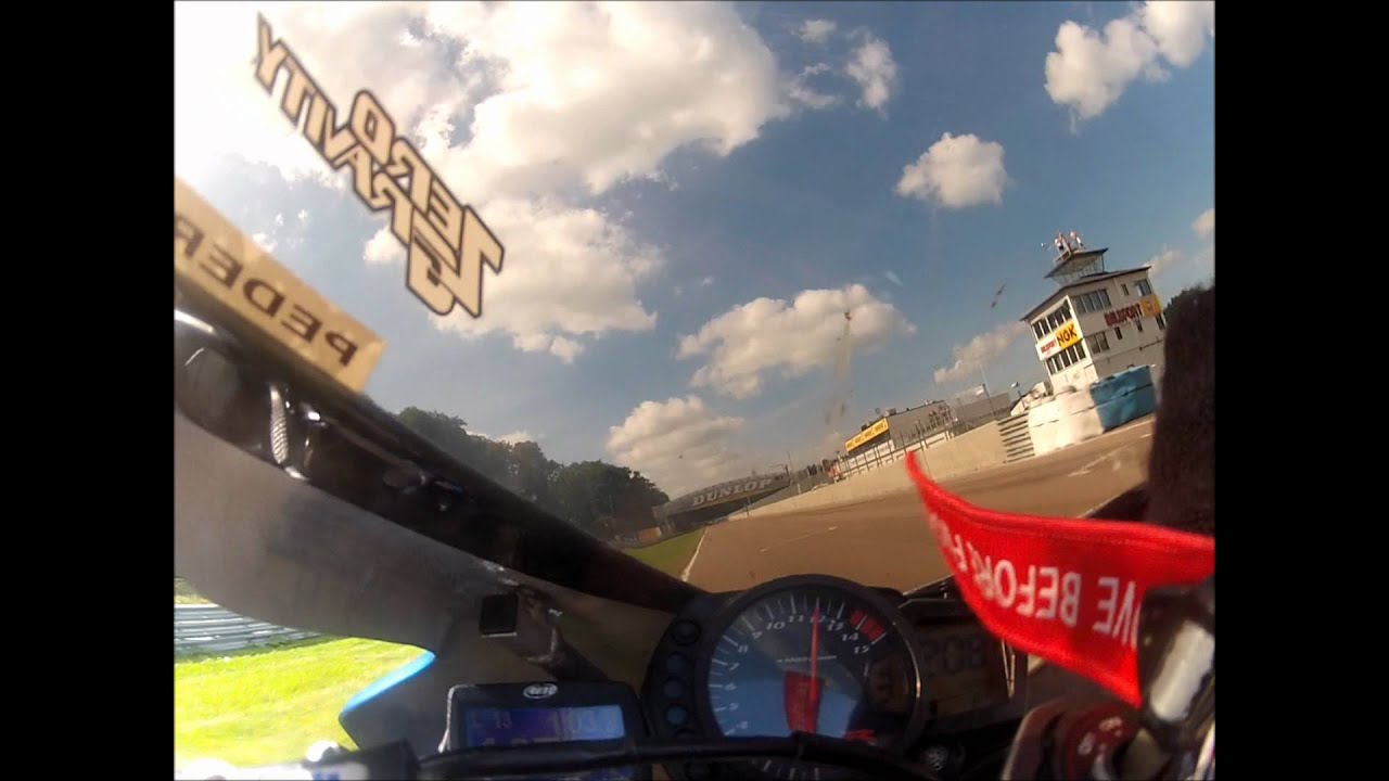 ring knustorp zenergy racing løb b 17-8 2012 - YouTube