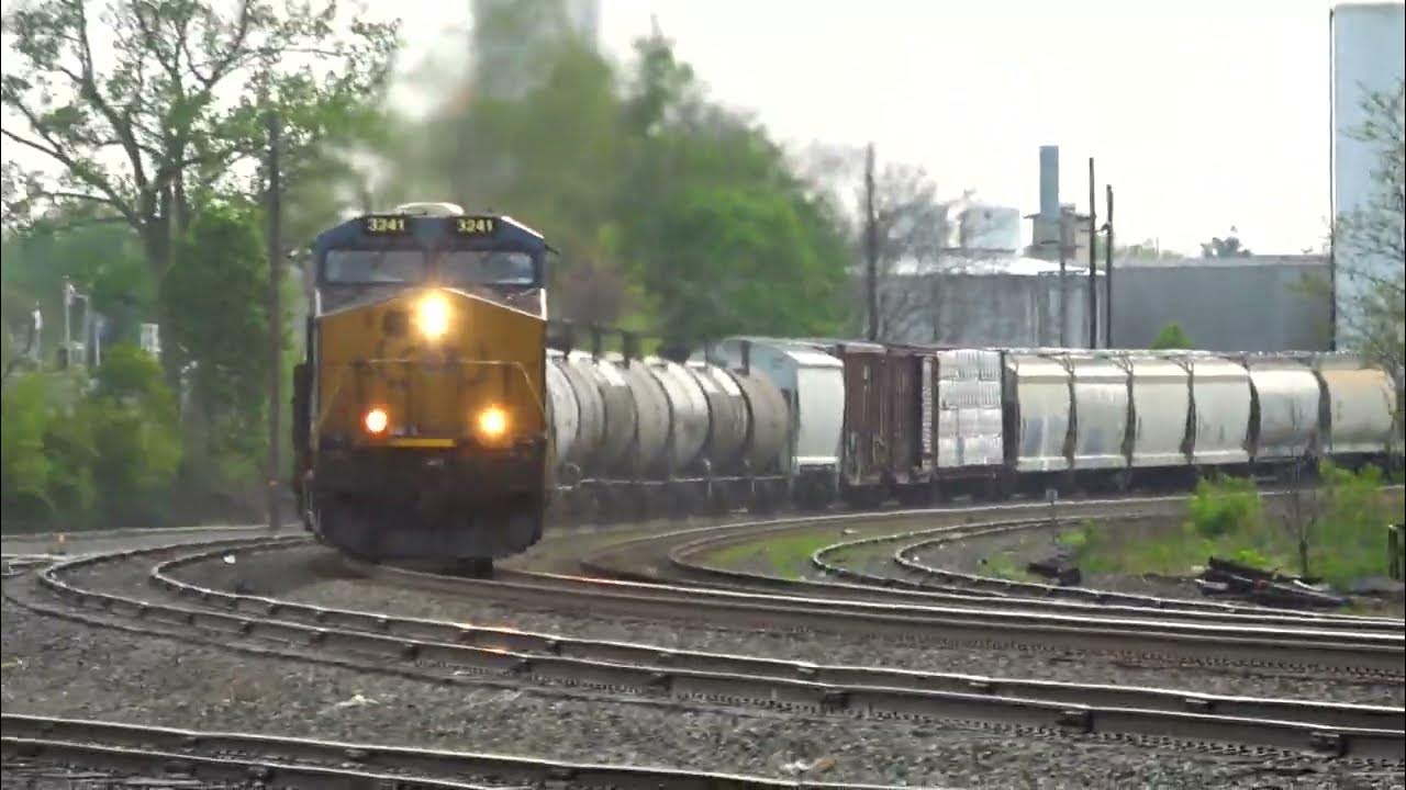 CSX and NS Trains Meet! Also: Double CSX Big Blue Boxcars! 3 Big CSX Freight Trains and More ...
