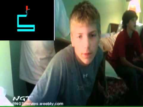 Justin Bieber Scary Maze (with reactions) - YouTube