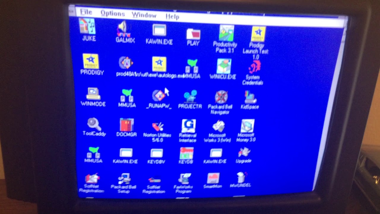 My 1993 packard bell 108-CD - YouTube