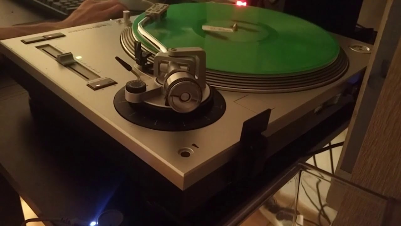 Alkaline Trio ‎– Crimson (Past Live) - YouTube