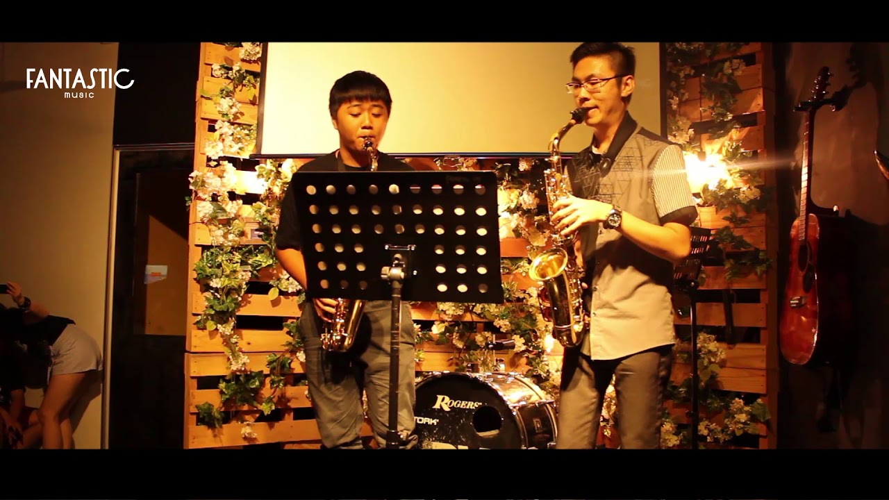 《FLOWER DUET》 Bing Han & John Chiam - Fantastic Music - YouTube