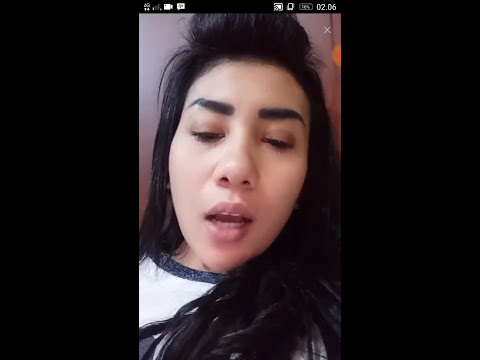 Putri ngomong sama Robot Live Bigo