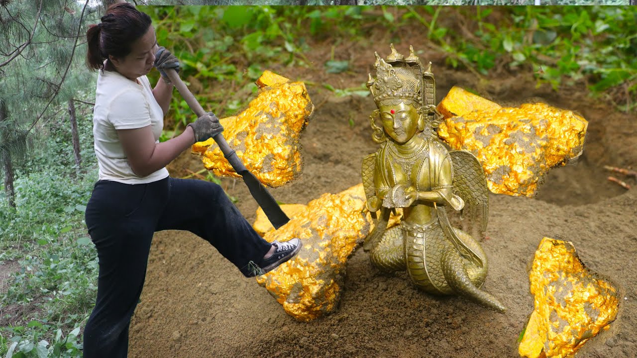 I found amazing treasures in the forbidden area. [Learn how to find ...