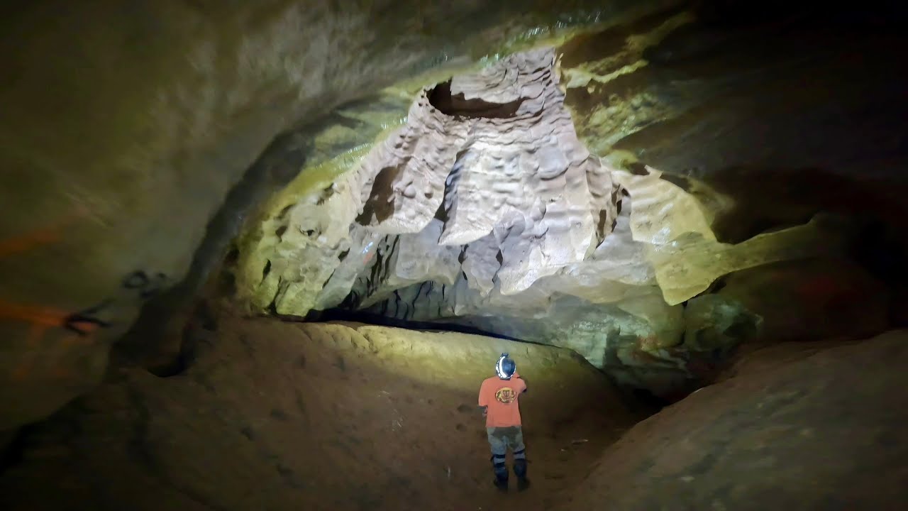 Massive Crystal Cave Hidden Behind A Tiny Hole - YouTube