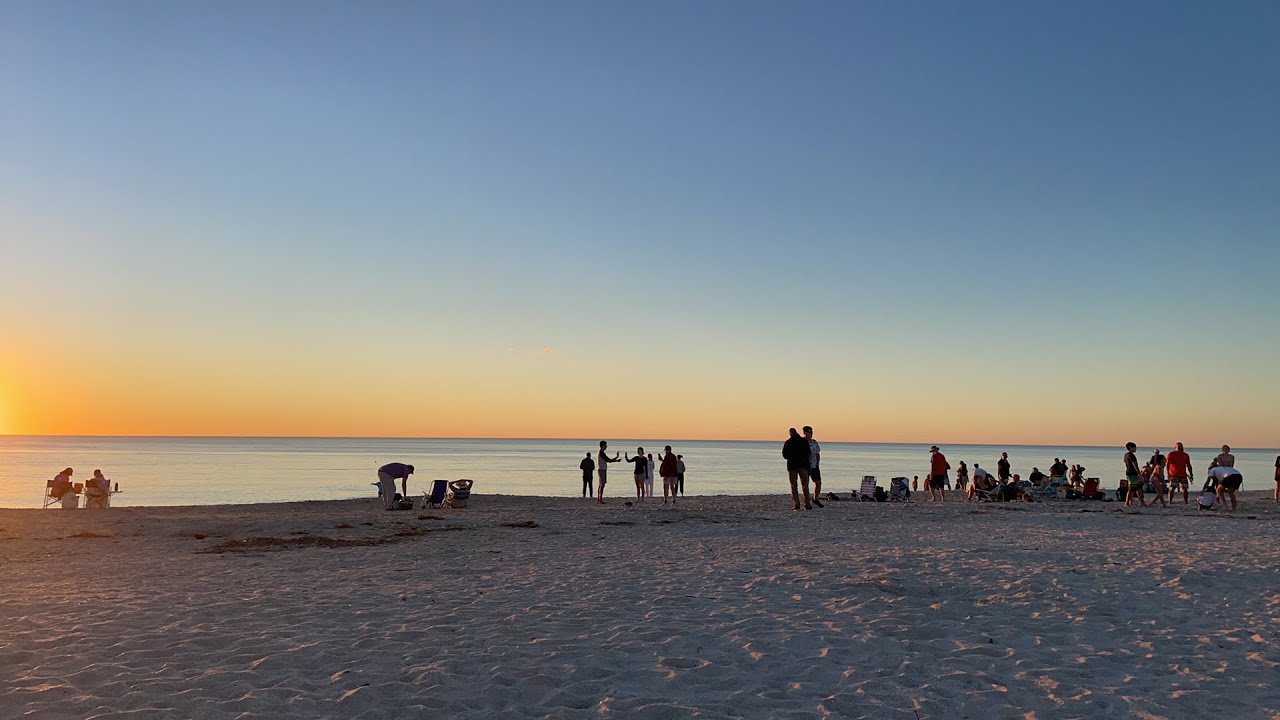Nokomis Beach Drum Circle December 2022 - YouTube