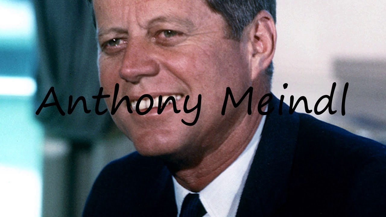 How to Pronounce Anthony Meindl? - YouTube