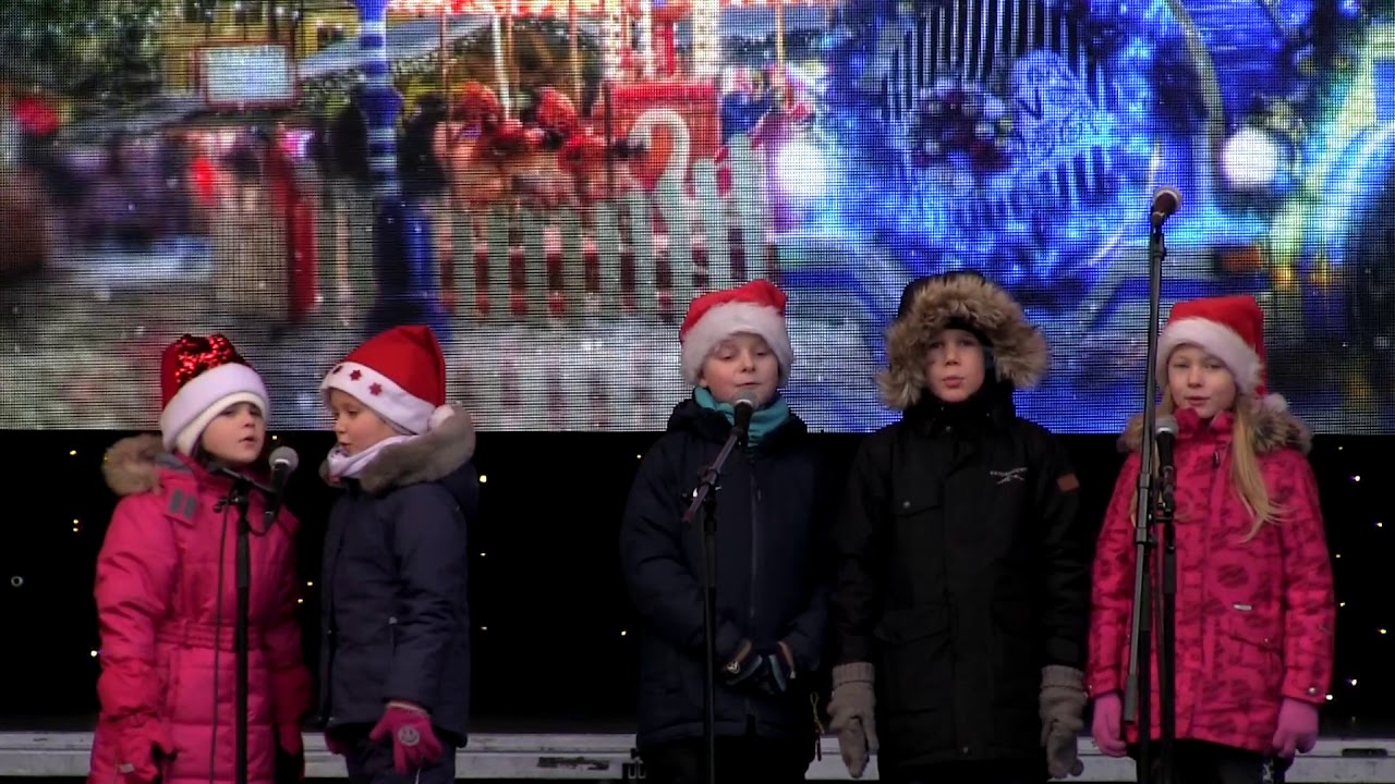 Huvikeskus Kullo laulustuudio Sinilill, Tallinna Jõuluturg 2019 - YouTube