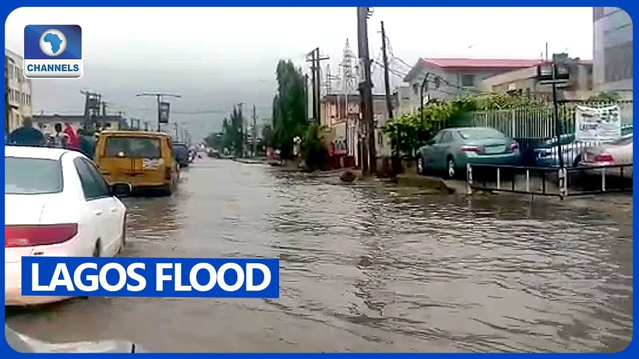 Flood Hits Parts Of Lagos After Heavy Rains - YouTube