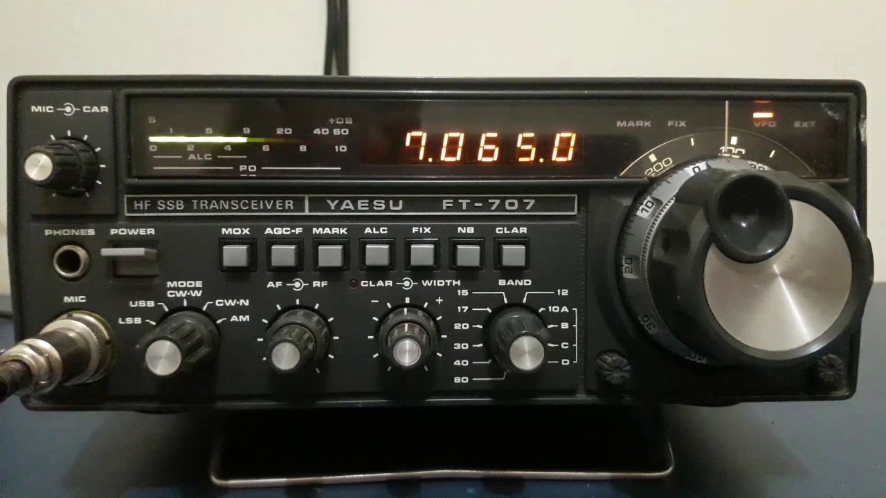 Rádio FT-707 Yaesu - YouTube