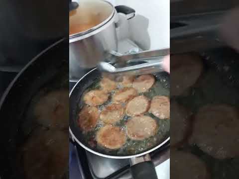 Pirinç pilavı yanında köfte yaptım miss gibi oldu 🥰😇