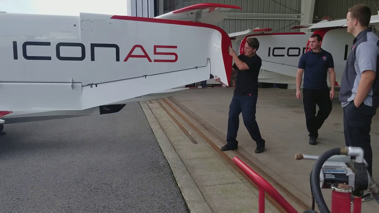 Icon A5 wing unfolding. - YouTube