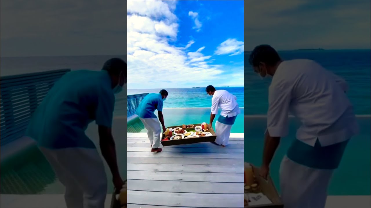 floating breakfast in Maldives - YouTube
