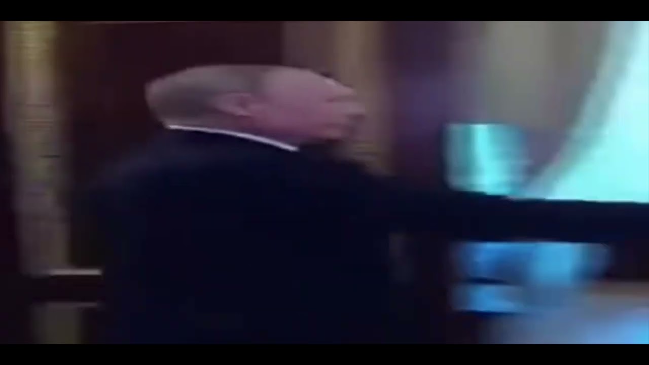 Putin walk - YouTube