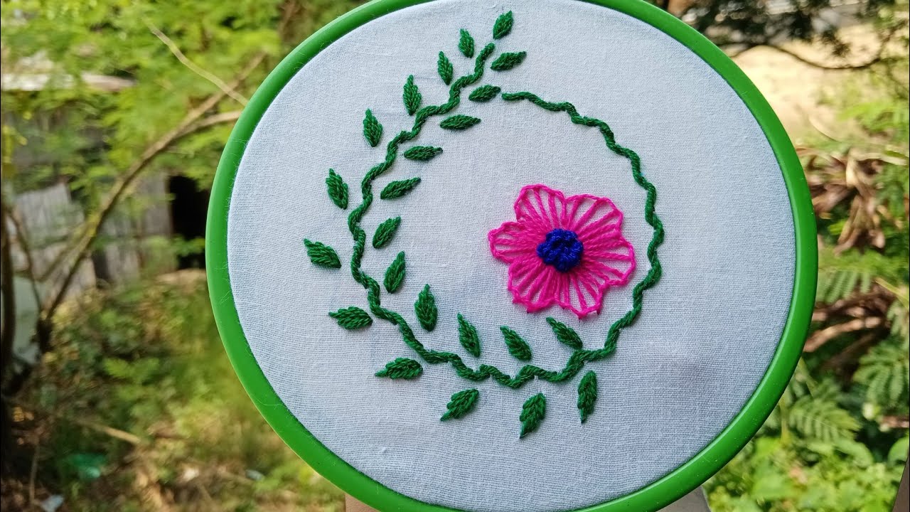 Brazilian embroidery//Traditional hand embroidery flower pattern with ...