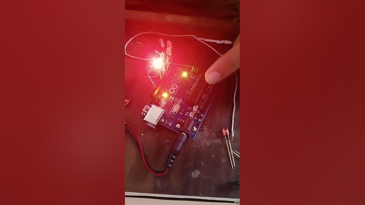 led light chaser with Arduino Uno R3 - YouTube