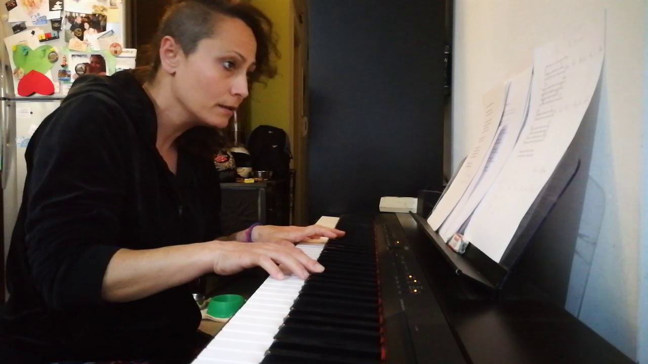 ΟΜΟΡΦΗ ΚΑΙ ΠΑΡΑΞΕΝΗ ΠΑΤΡΙΔΑ cover - YouTube