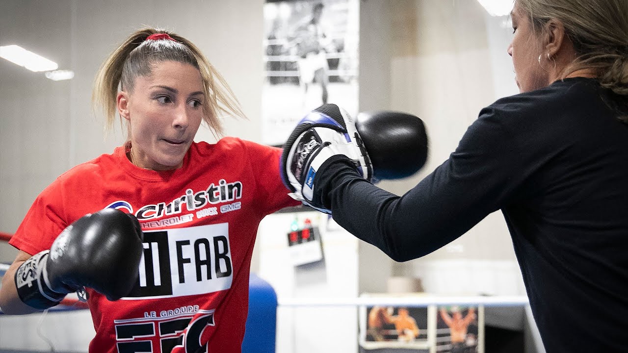 Boxer Kim Clavel practices for fight against Xenia Jorneac - YouTube