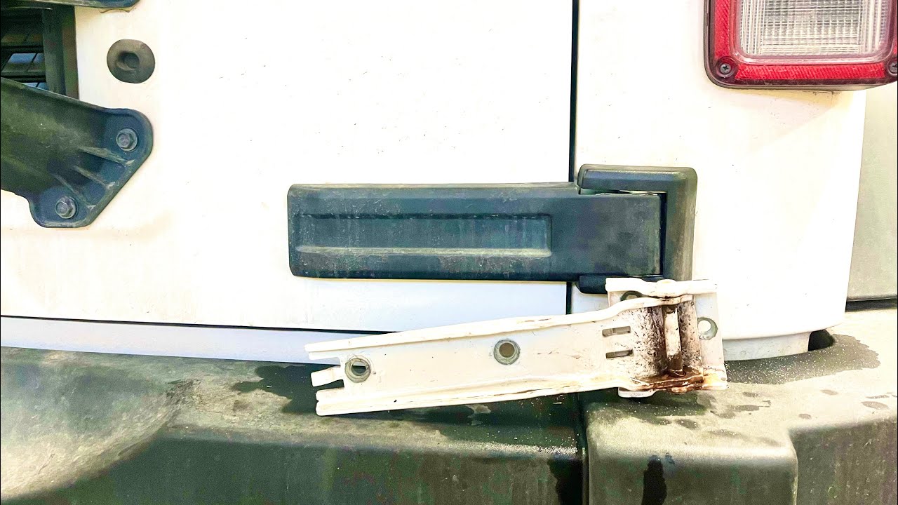 How to Remove and Replace the Tail Gate Hinges on a Jeep Wrangler - YouTube