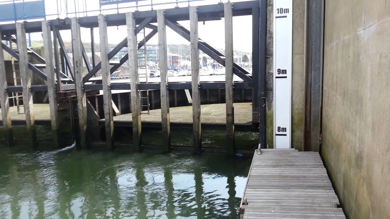 Entering Sea Lock At Whitehaven Marina - YouTube