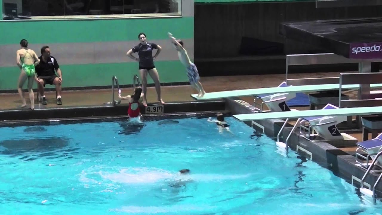 Emmet_1m_Front_Tuck_Dive* - YouTube