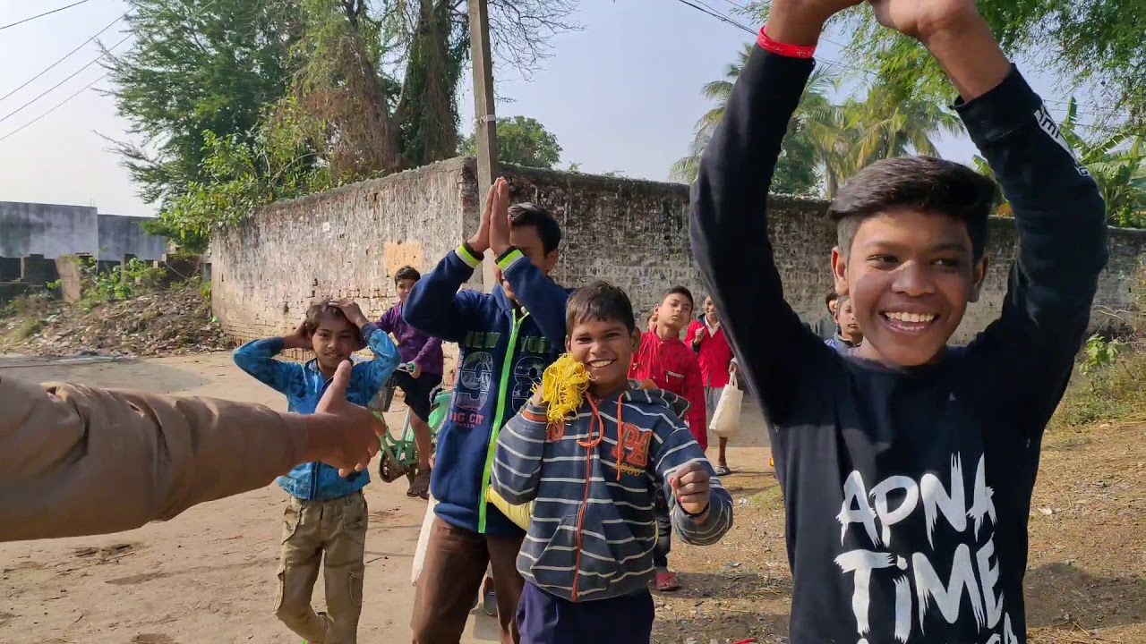 छेरछेरा हमर गांव के chher chhera dai chher chhera song video by ...
