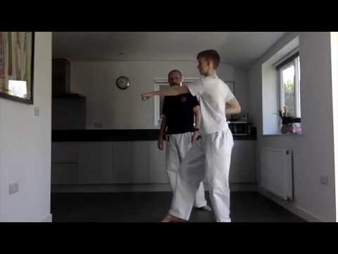 Side Punch in Horse Stance - YouTube