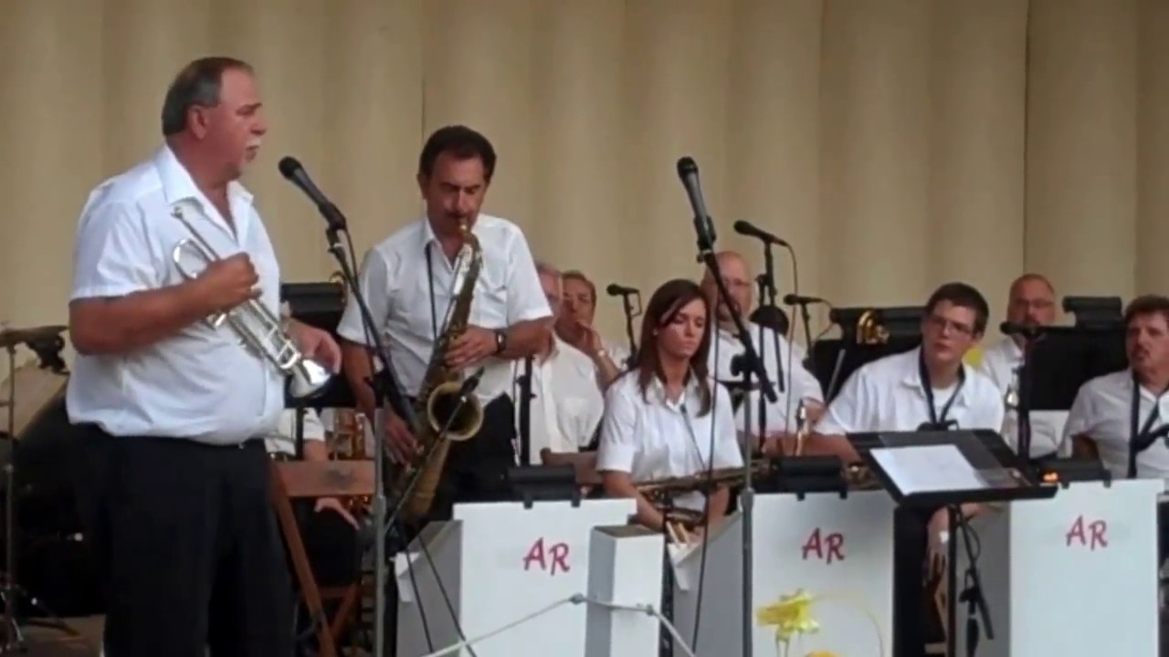 Alex Rene' Big Swing Band and Jim Wilson perform "Oh Marie". - YouTube