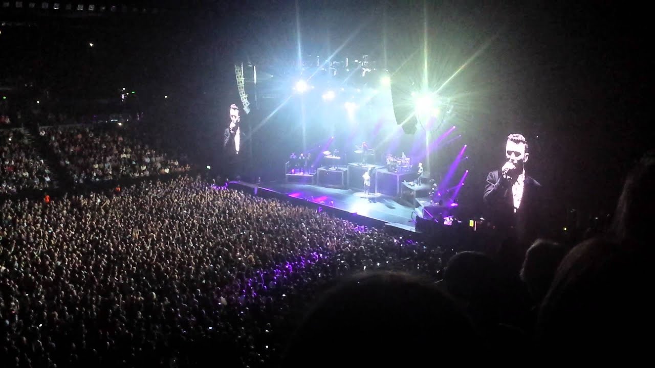 Sam Smith Concert in Auckland - unveiling - YouTube