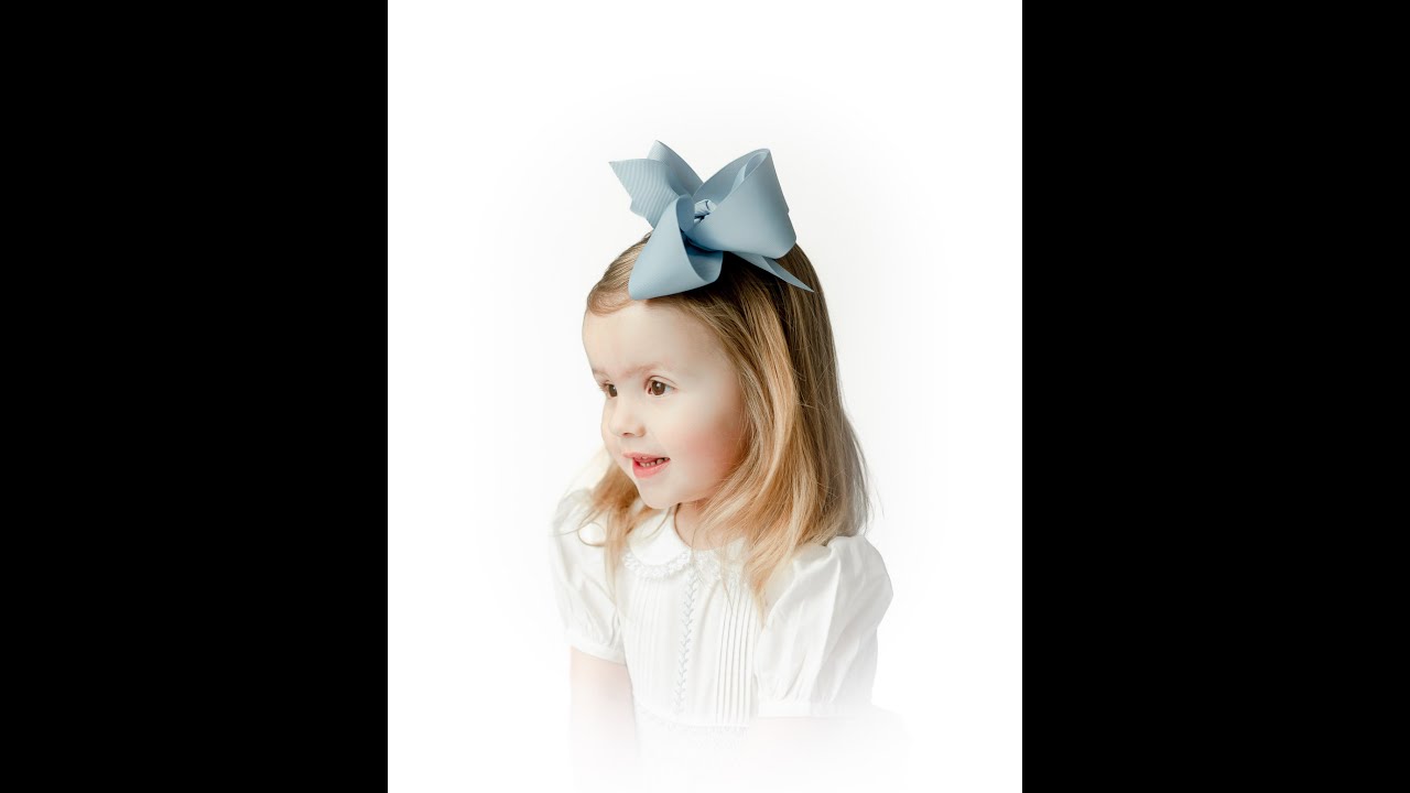 Heirloom Portrait Vignette Tutorial - YouTube