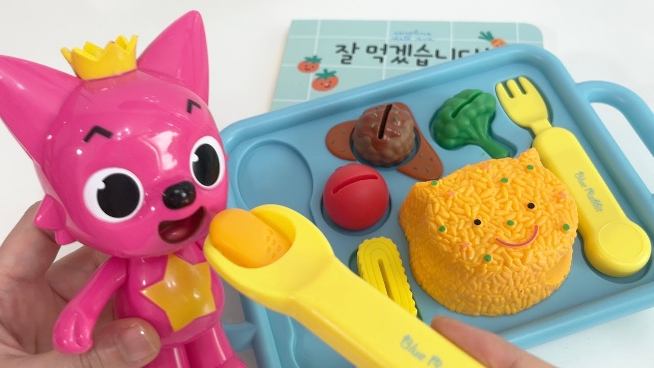 [Toy ASMR] 🍱 Eating a PinkFong Lunch Box 💕 핑크퐁 점심도시락 Food Toy - YouTube