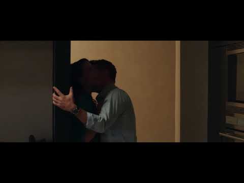 Deadly Illusions Intense Kissing Scene — Mary and Tom Kristin Davis and Dermot Mulroney