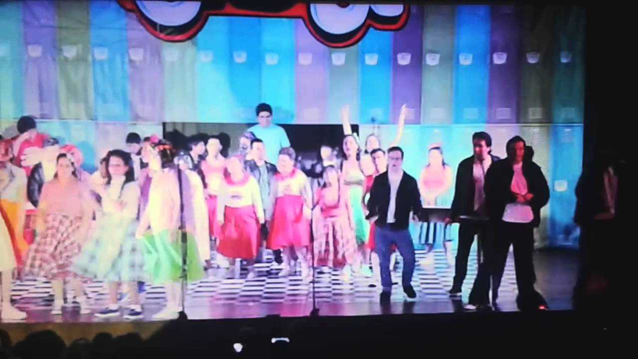 GREASE EL MUSICAL, Dirige Jonathan Oliveros- NOCHES DE AMOR - YouTube