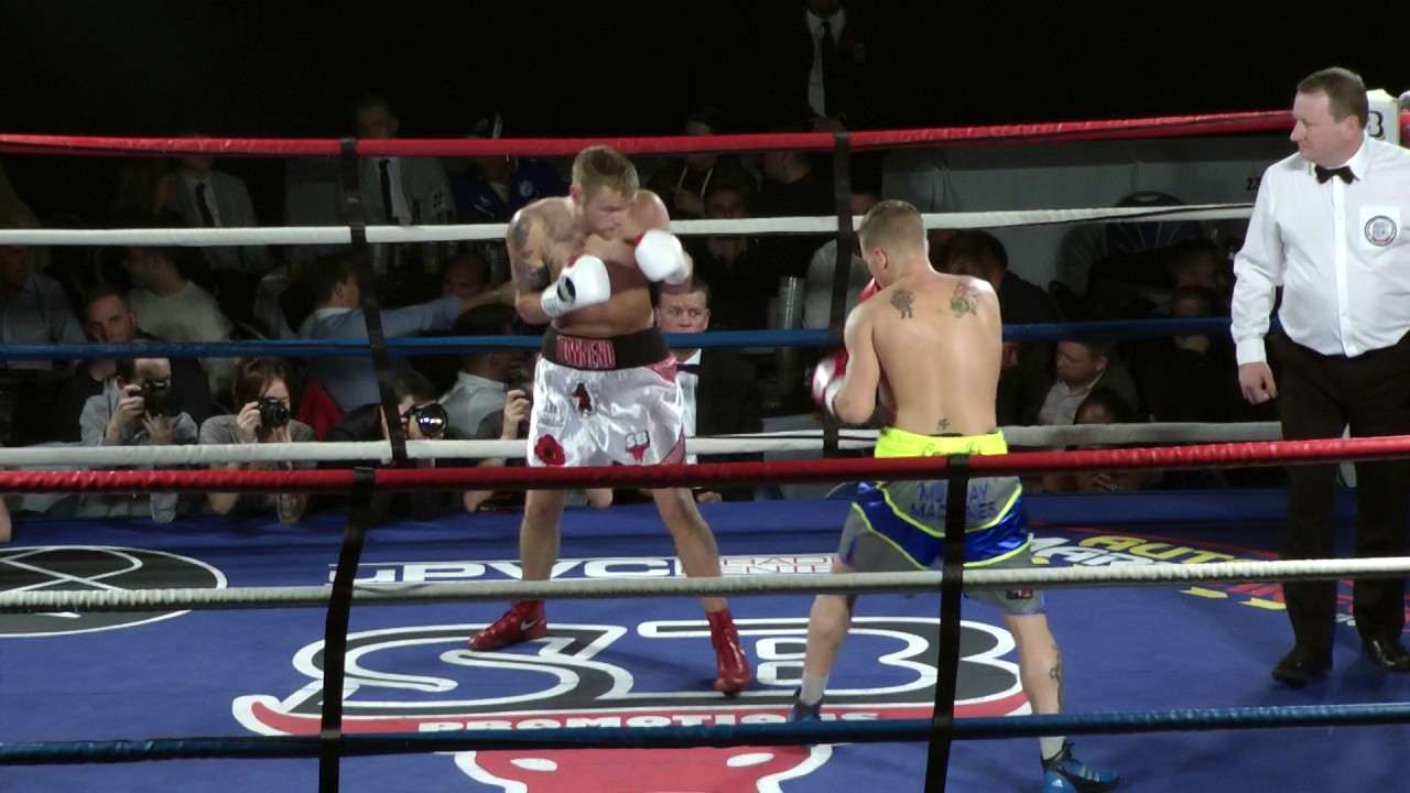 Andy Townend v Chris Conwell - YouTube