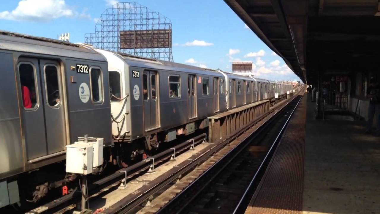 MTA New York City Subway Flushing-Main Street Bound R188 (R142A) (7X ...