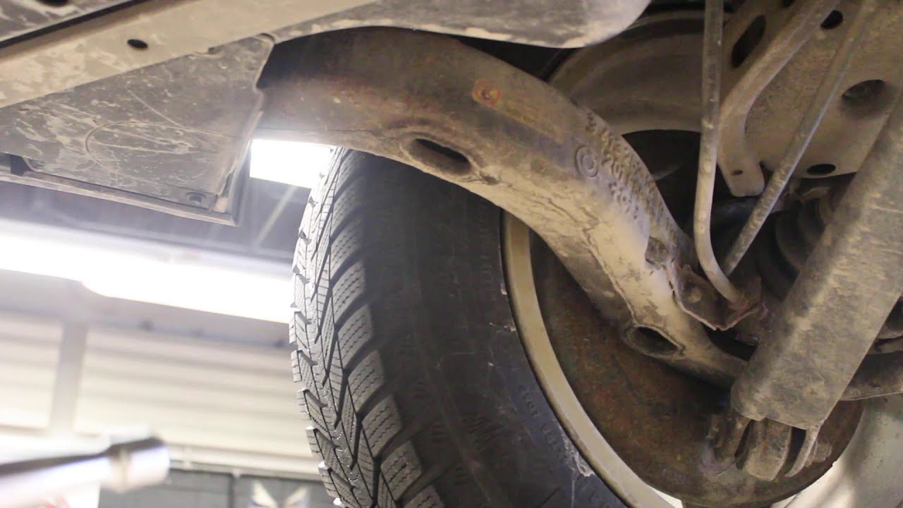 BMW X3 Part #8: Rear Suspension explained - YouTube