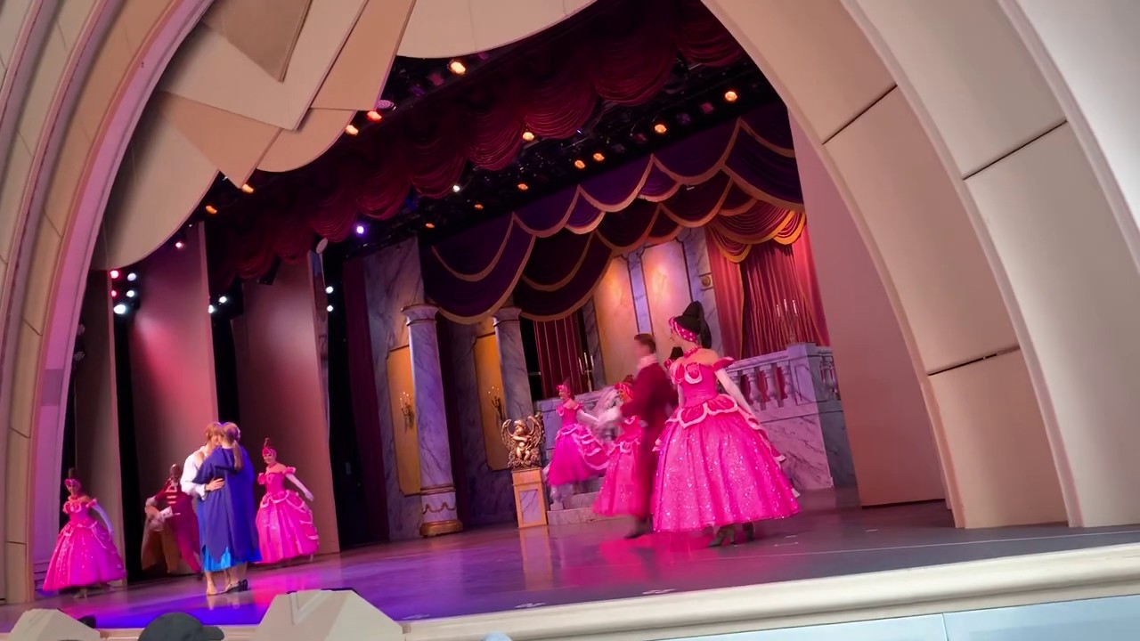 Belle, beauty and the Beast, original, live from Disney#happyend, kids ...