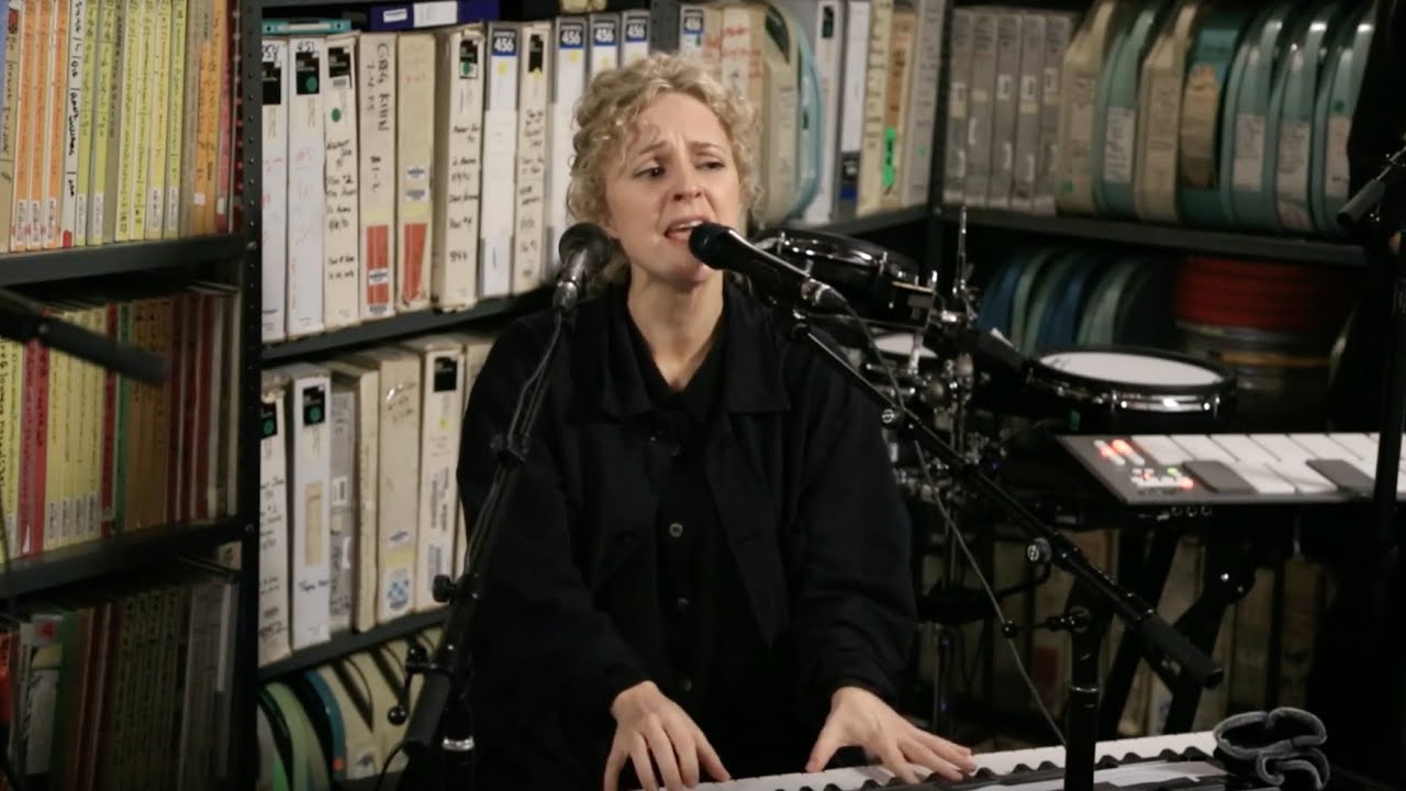 Agnes Obel at Paste Studio NYC live from The Manhattan Center - YouTube