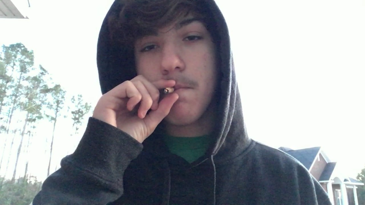 Slow Burn - Smoking a Joint and Chillin' - YouTube