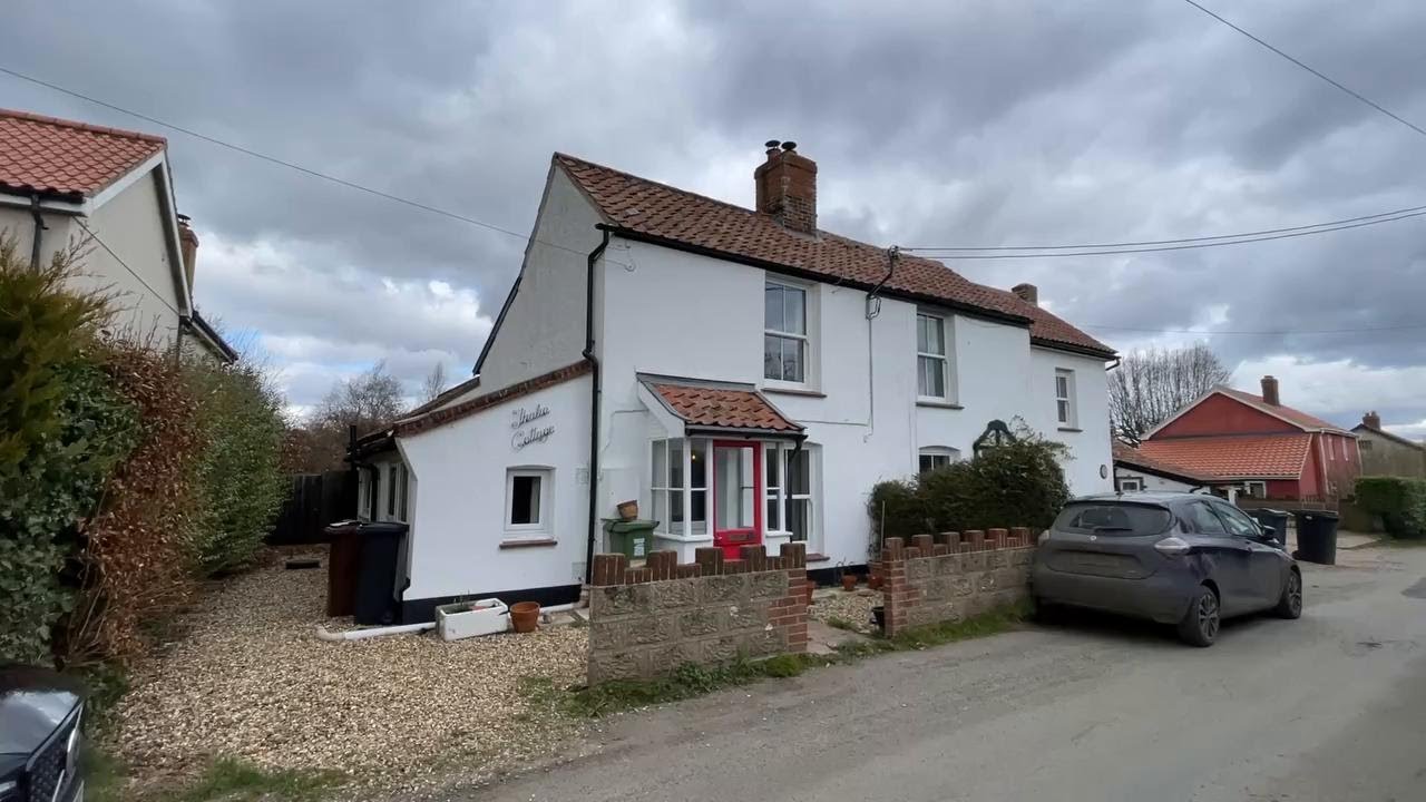 44 Queen Street, Spooner Row, Wymondham, Norfolk NR18 9JU - YouTube