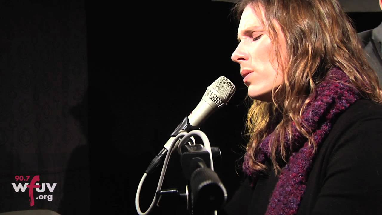 Rose Cousins - "One Way" (Live at WFUV) - YouTube