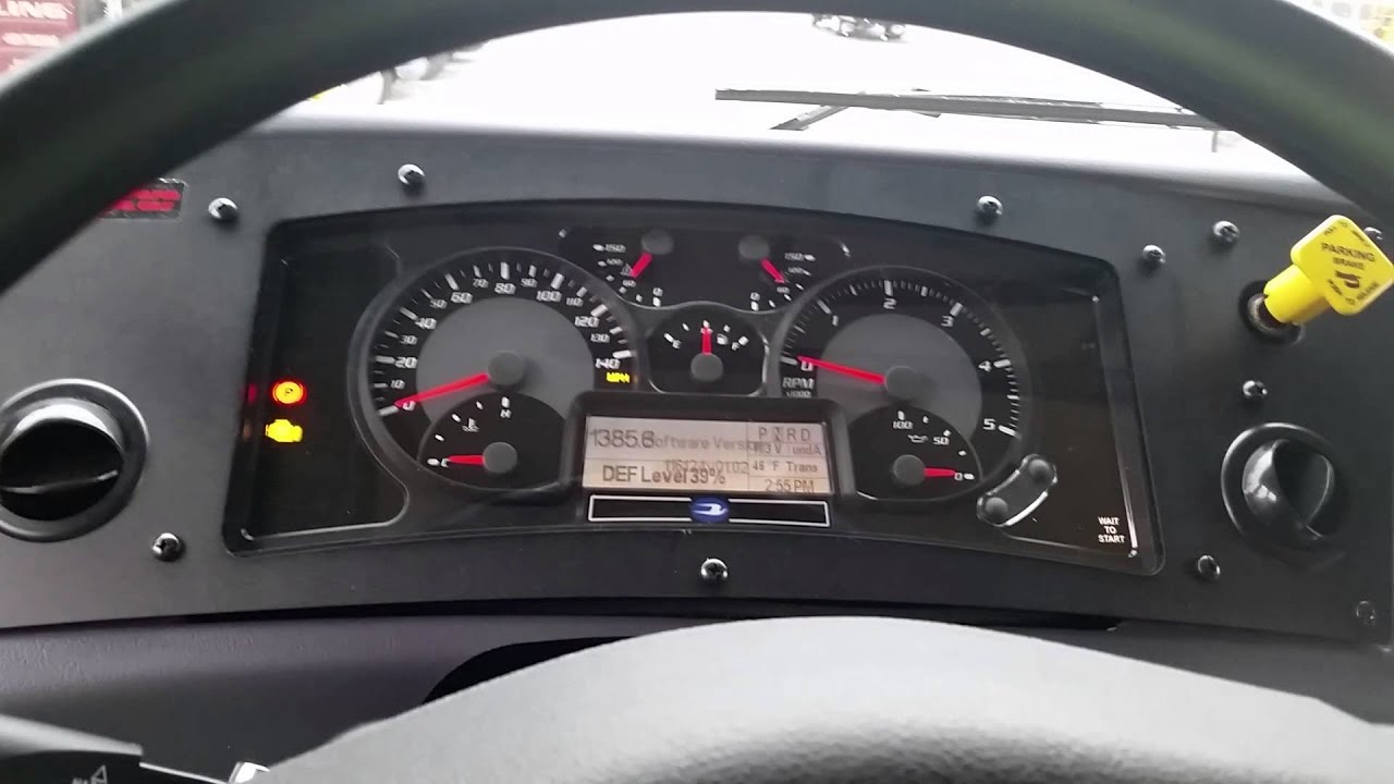 2015 Blue Bird Vision cold start - YouTube