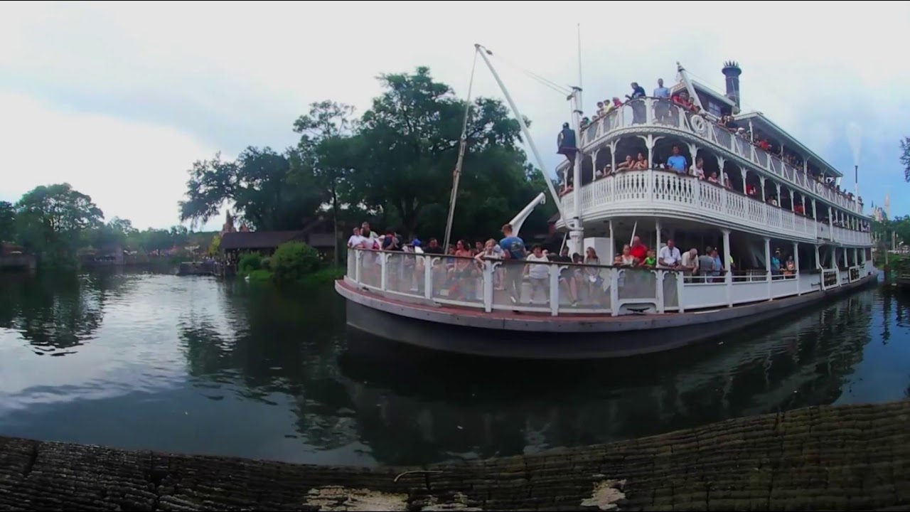 Frontier Land 360 - YouTube