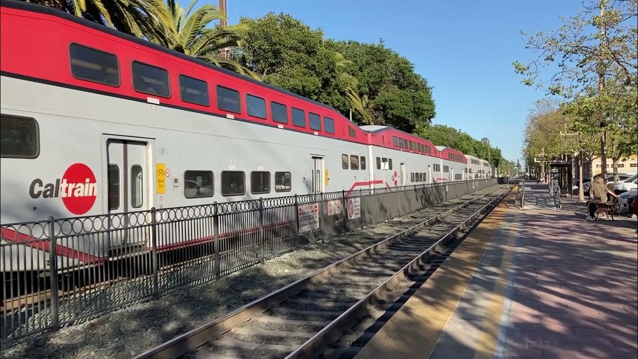 Caltrain Bombardier bi-Level Cab Car 112 At Menlo Park - YouTube