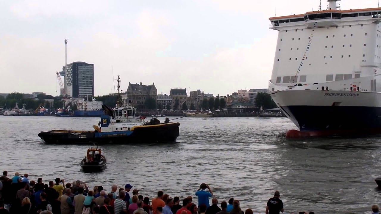 WHD 2014 (2/7) P&O Pride of Rotterdam turns about - YouTube