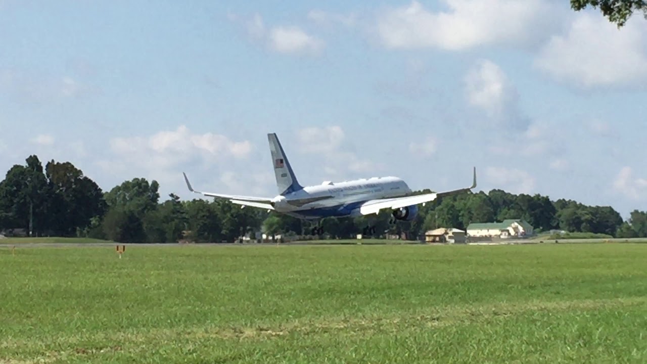 Air Force Two Boeing 757-200 Landing At KLOZ - YouTube