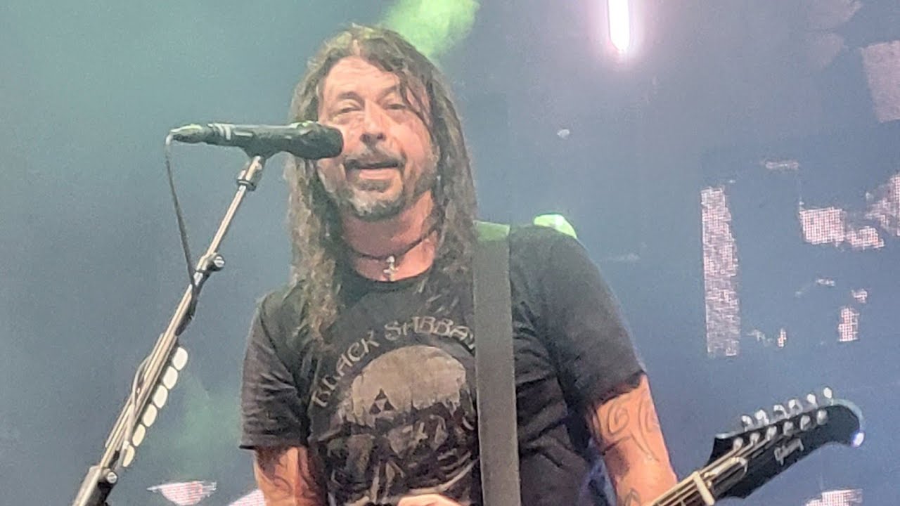 7/28/24 "Walk" Foo Fighter's - Minneapolis, MN Target Field - YouTube