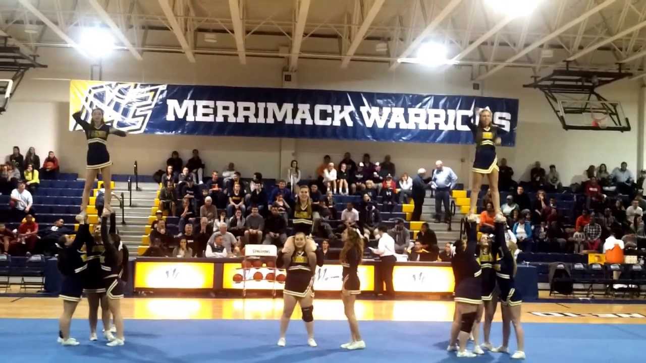 Merrimack College Cheerleaders 1/2 time 11-23-13 - YouTube