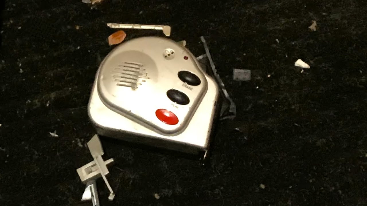 Smash Busted Voice Recording Tape Measure - YouTube