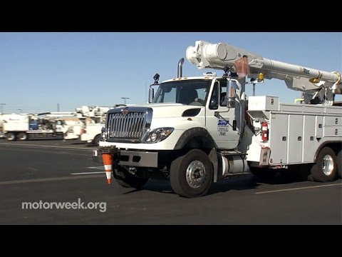 Phoenix Utility Fleet Drives Smarter with Biodiesel - YouTube
